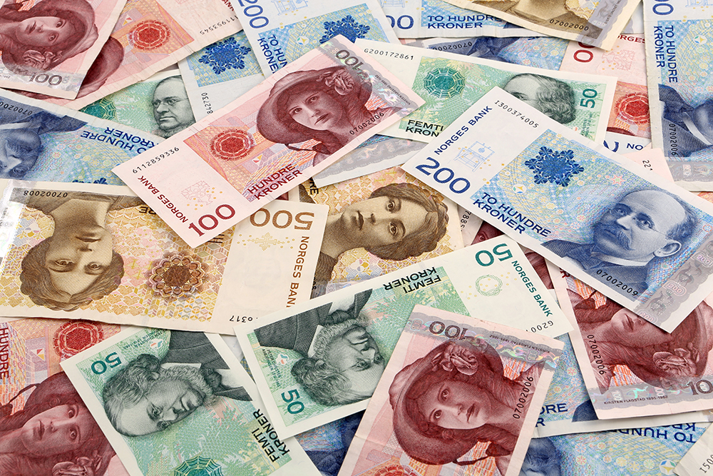 Last Call For 100 200 Kroner Bills Sons Of Norway